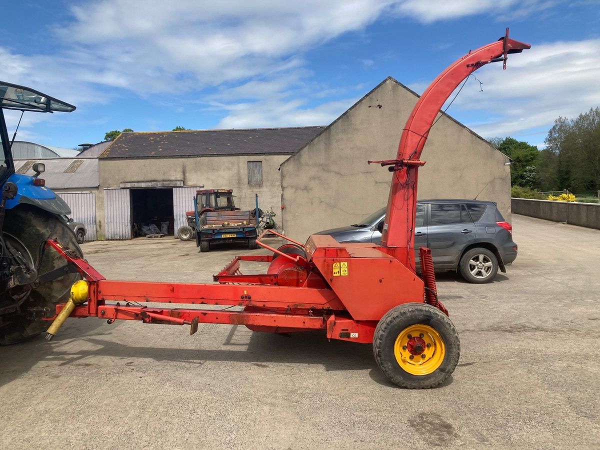 Taarup 622 harvester - Colin Cantley Farm Machinery