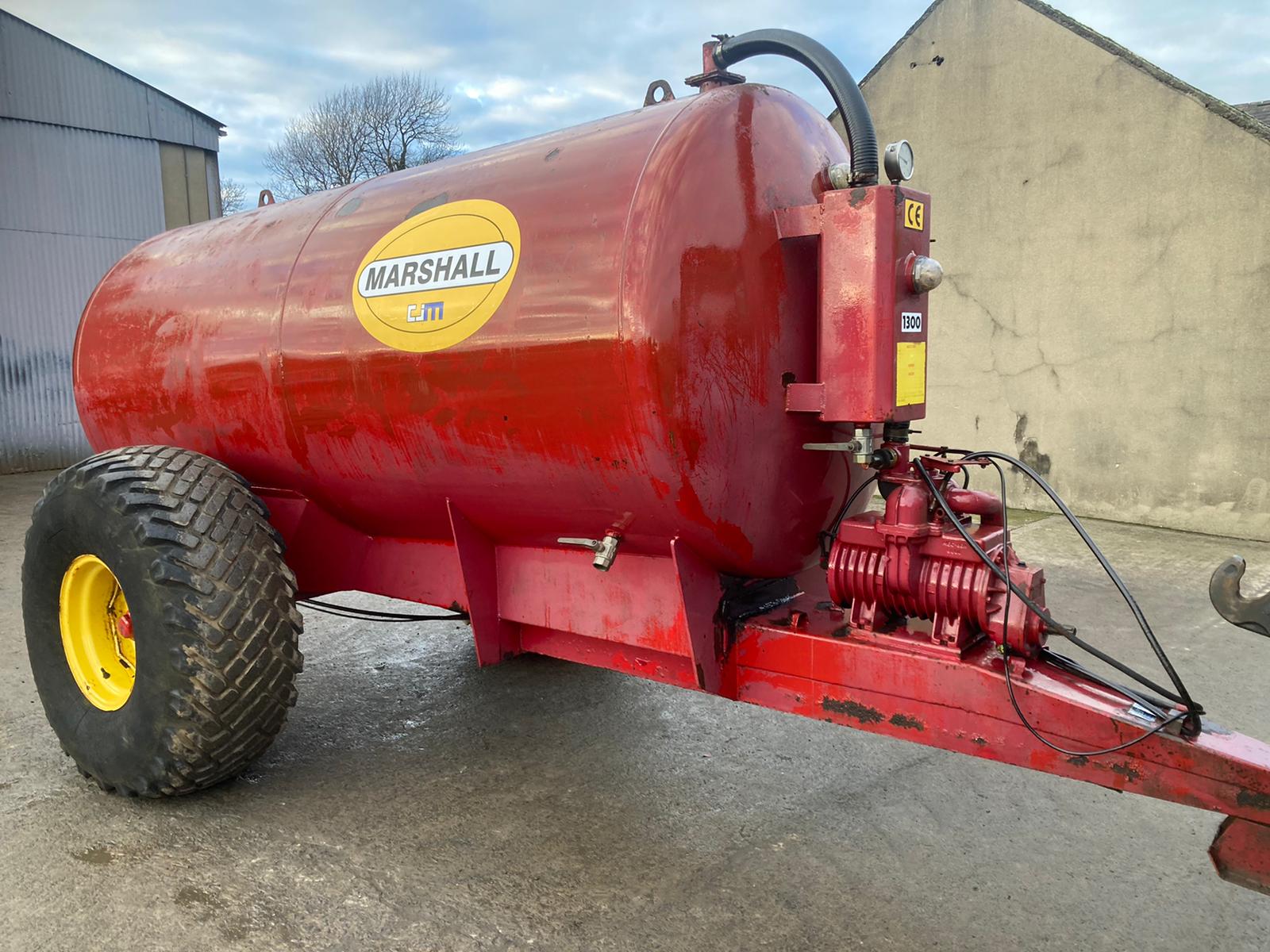 Marshall 1300 Gallon Tanker - Colin Cantley Farm Machinery