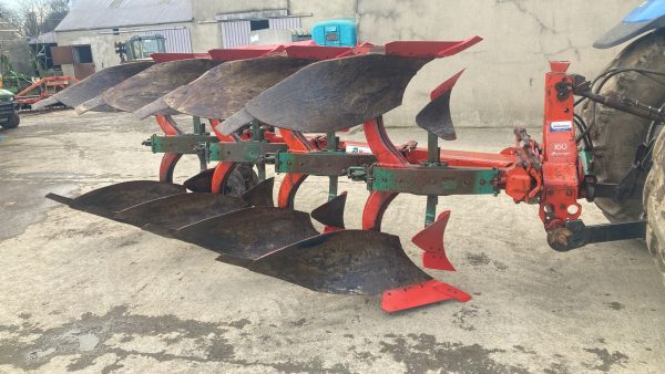 Kverneland Plough - Colin Cantley Farm Machinery