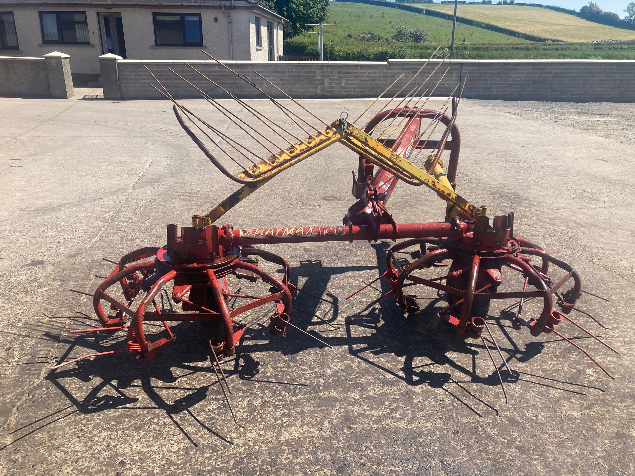 Lely Max Hay Turner - Colin Cantley Farm Machinery